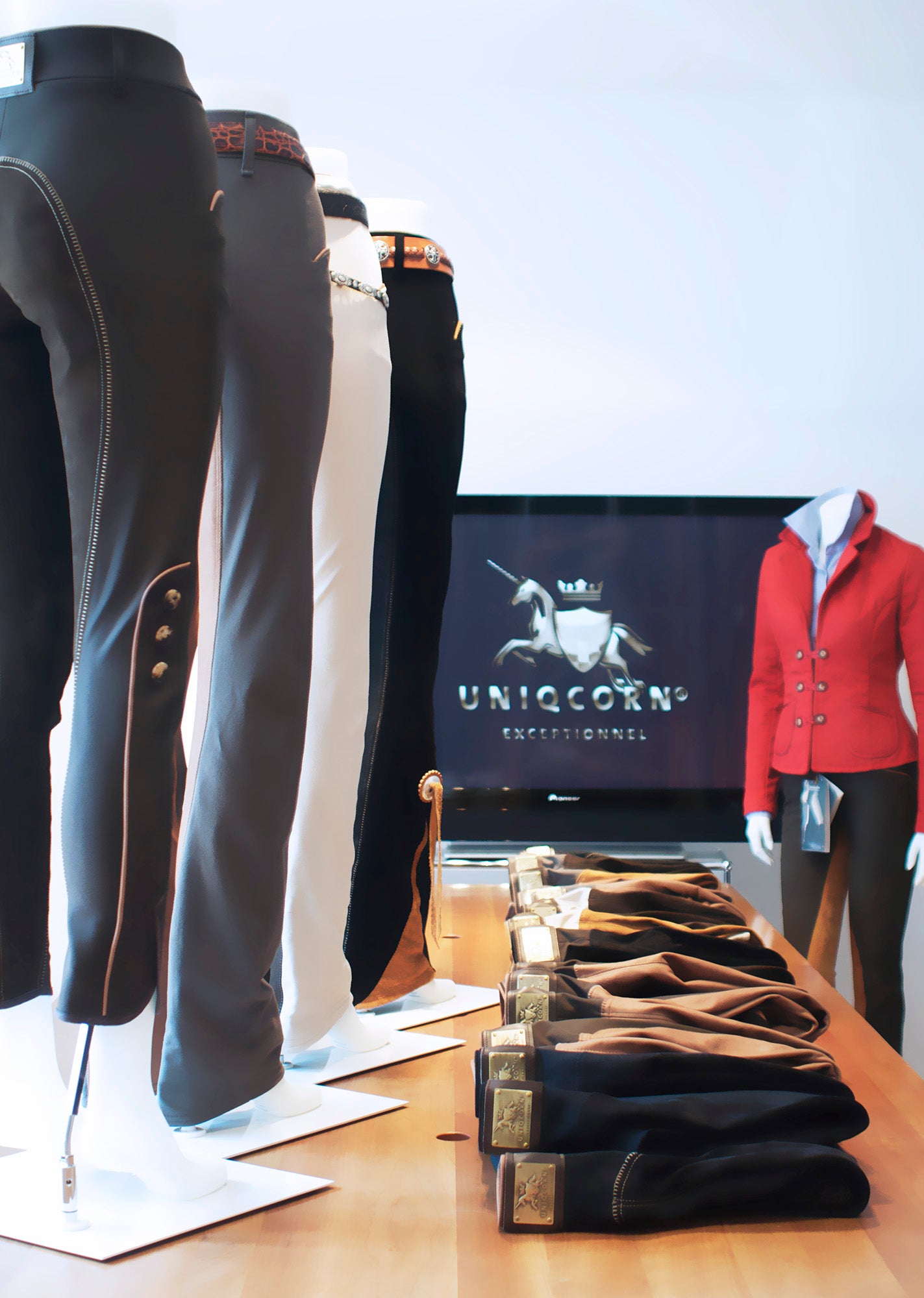 Custom-Made Bespoke Equestrian Dressage and Show Jumper Breeches ...